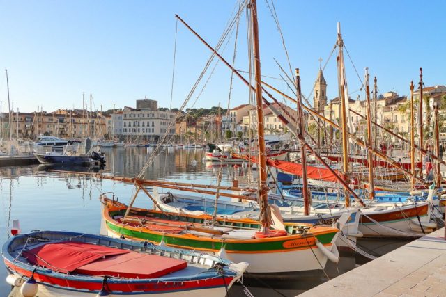 Balade en bord de mer - Office de Tourisme Sanary sur Mer